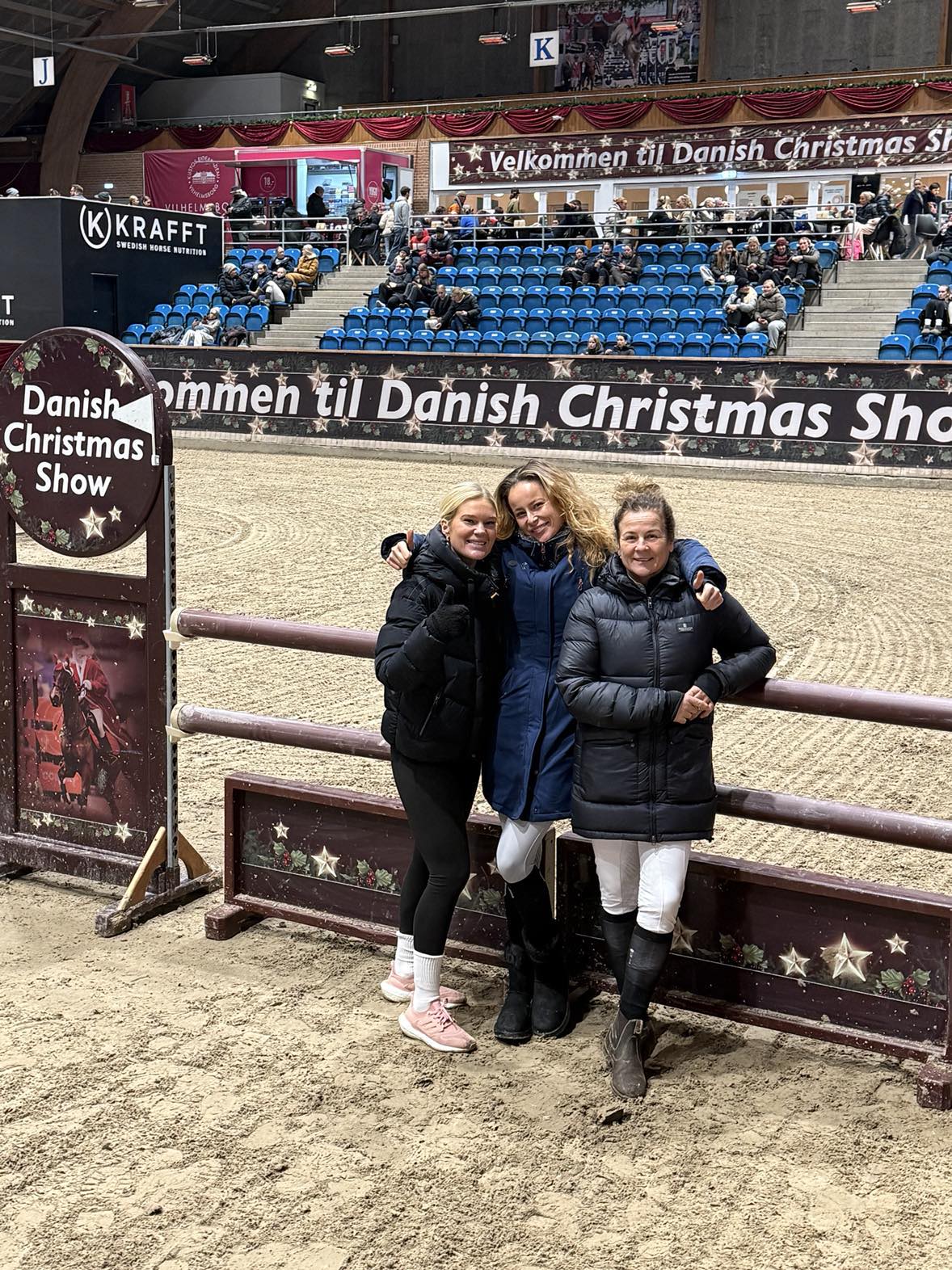 Danish Christmas Show - Warm Up - Hest
